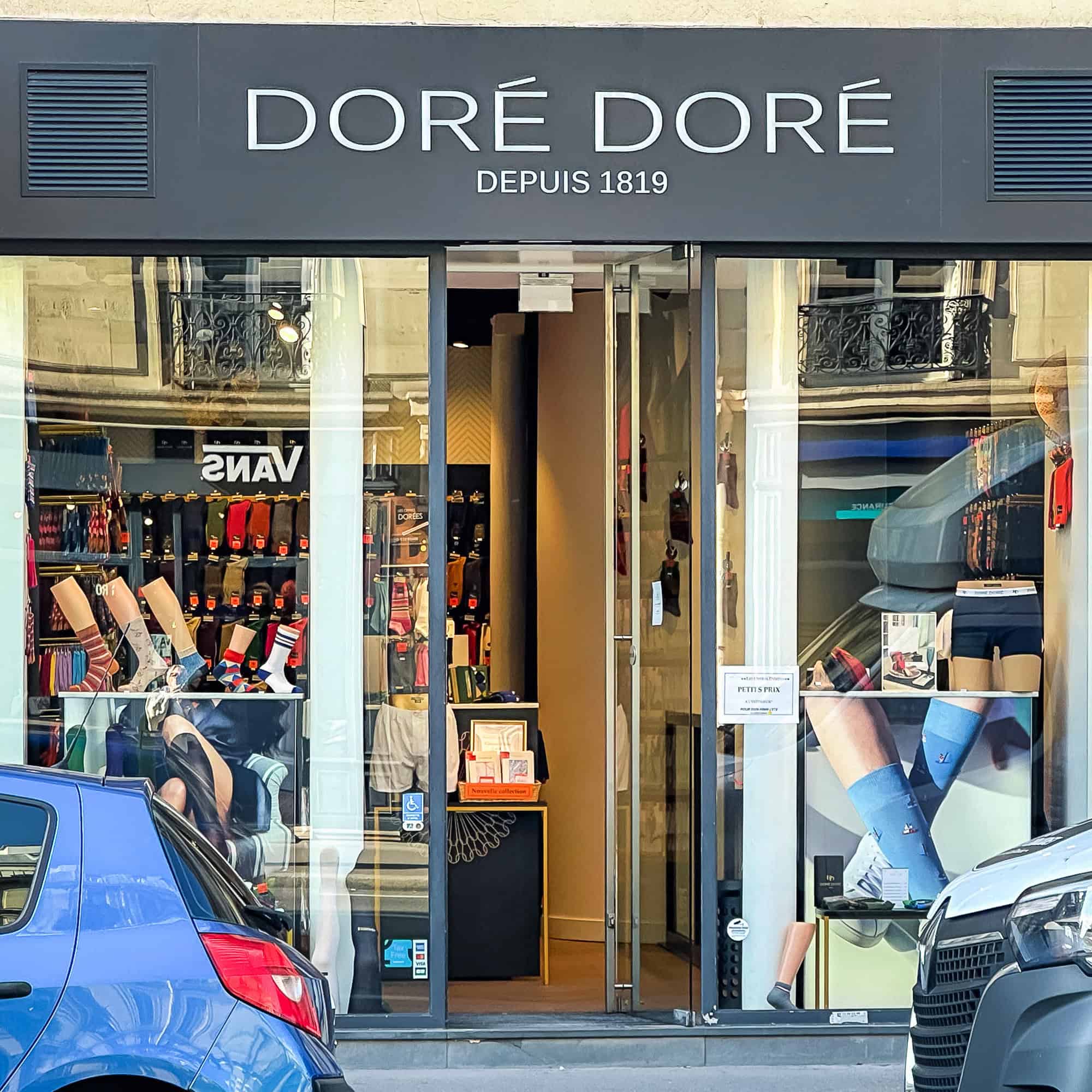 Shopping in Paris: favorite affordable brands - une femme x susan blakey